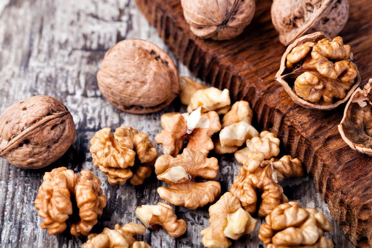 8 types de NOIX - NOMS et PHOTOS