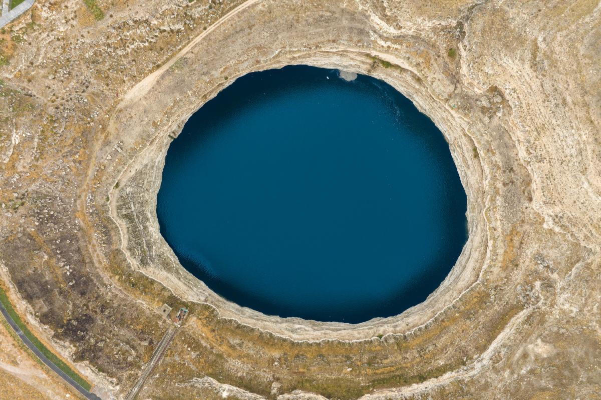 Doline : Définition, formation, types et exemples