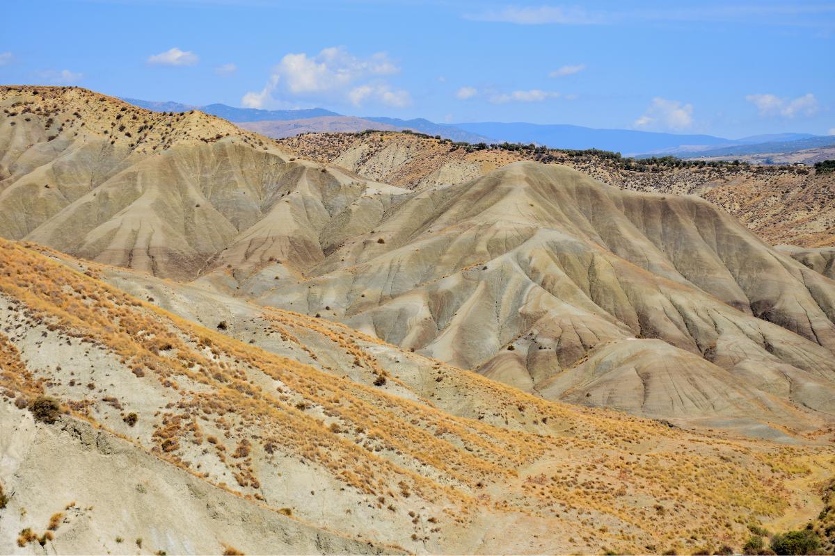 Ravine : Définition, formation et exemples