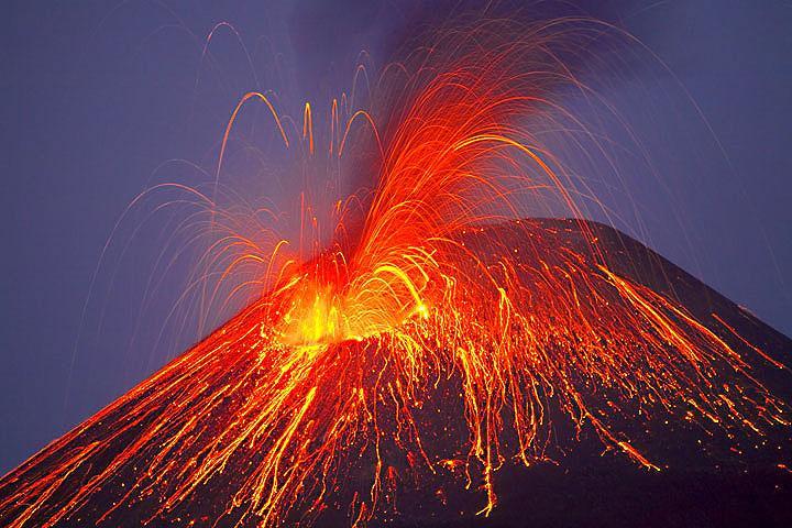 Comment se forme un VOLCAN - Processus de formation
